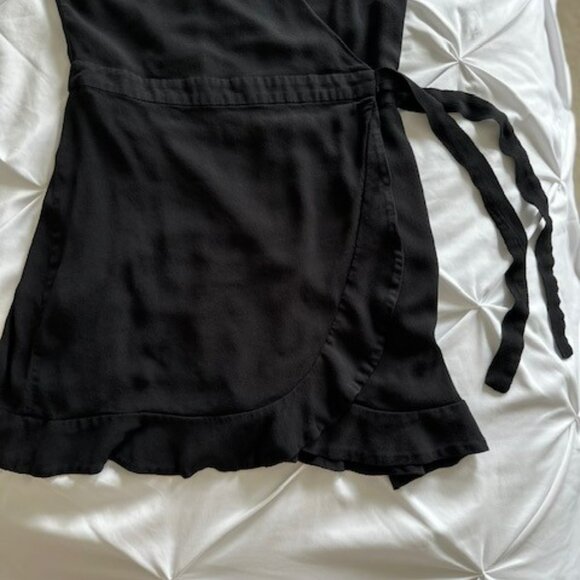 LOFT | Pants & Jumpsuits | Loft Romper With Ruffled Skort In Black ...